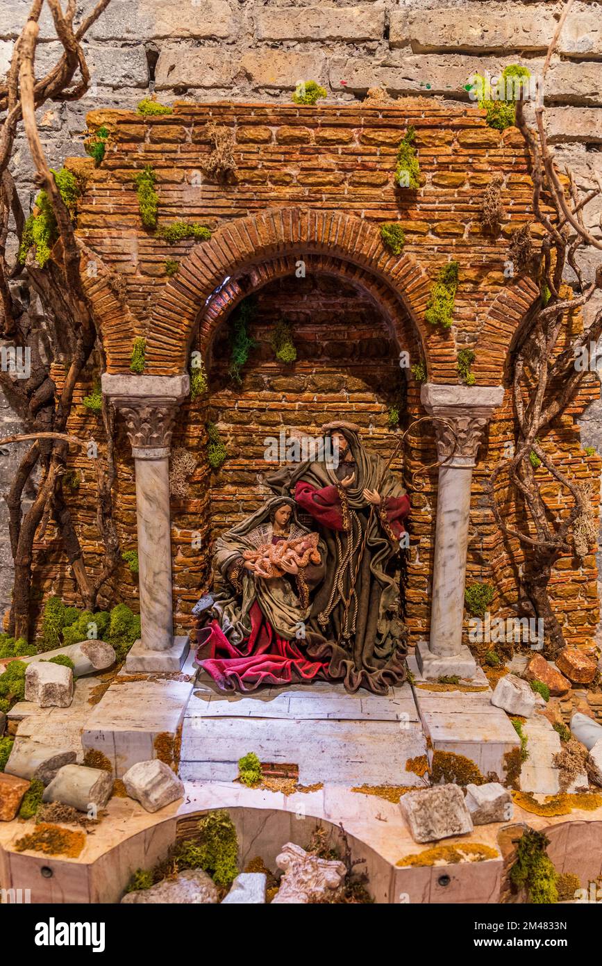 Beautiful photos of nativity scenes Stock Photo - Alamy