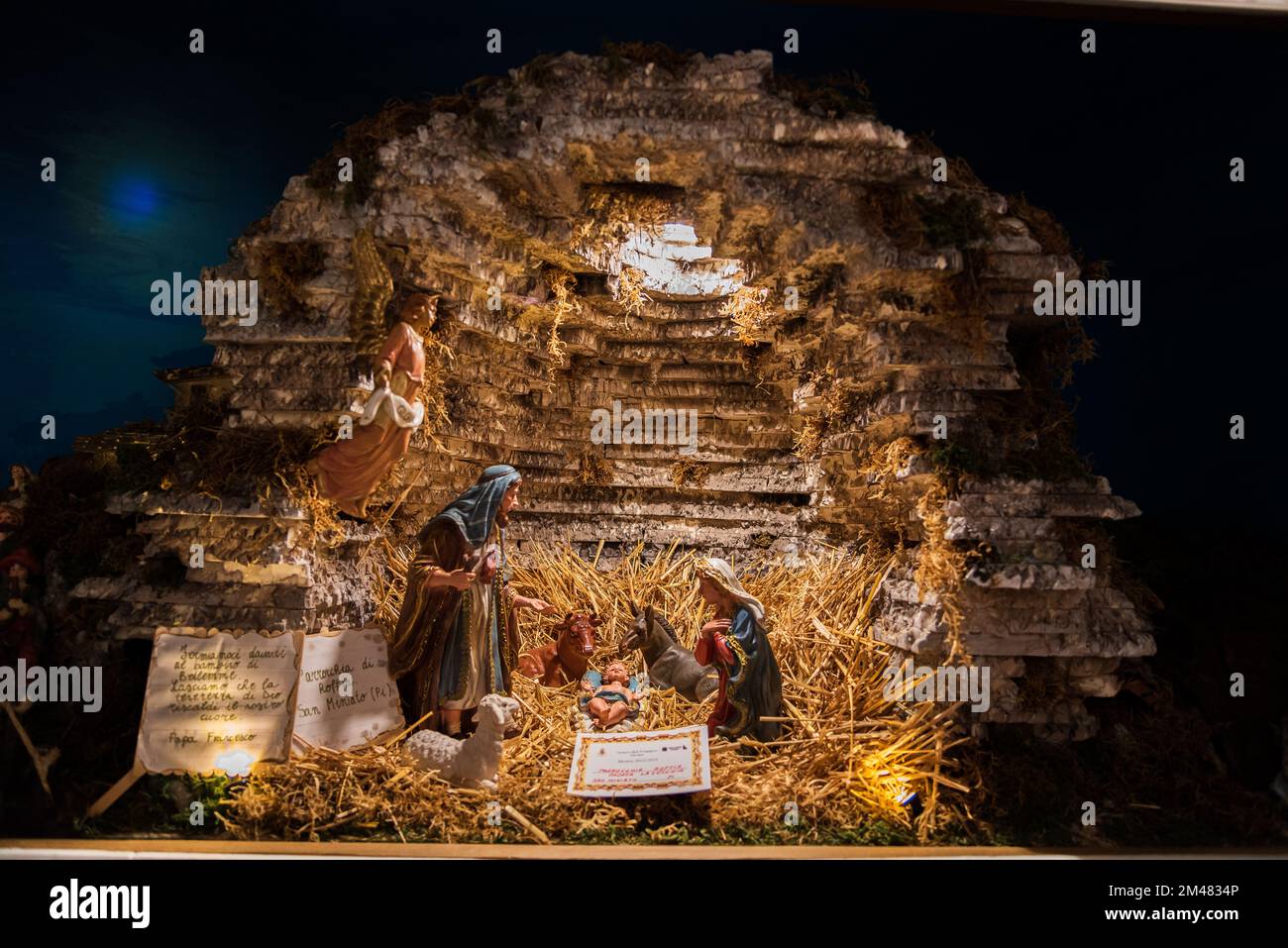 Beautiful photos of nativity scenes Stock Photo - Alamy