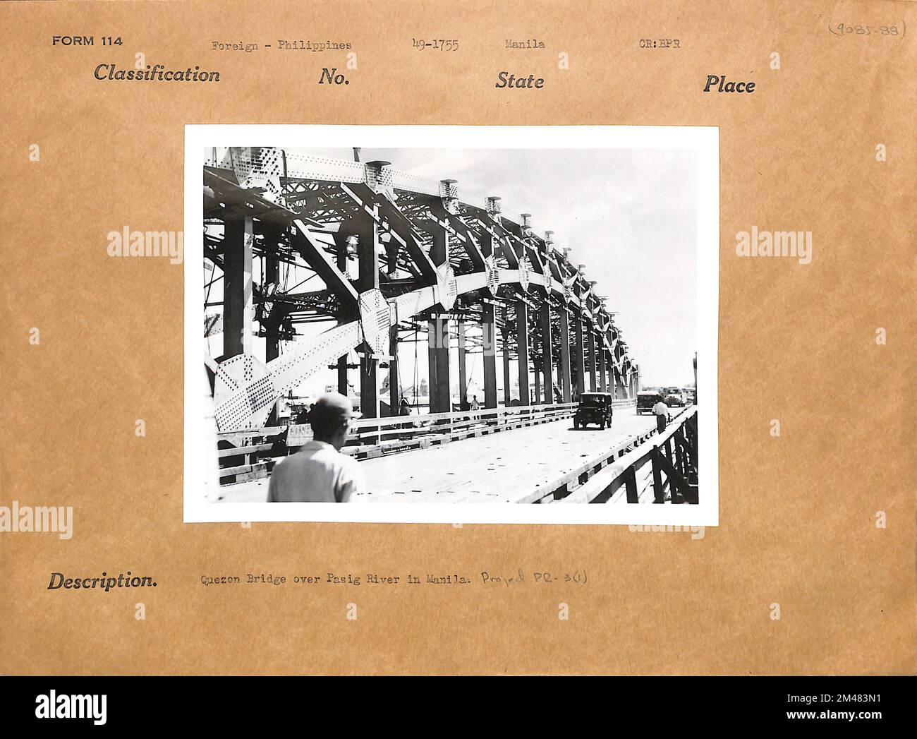 Quezon Bridge Over Pasig River in Manila. Original caption: Project PR ...