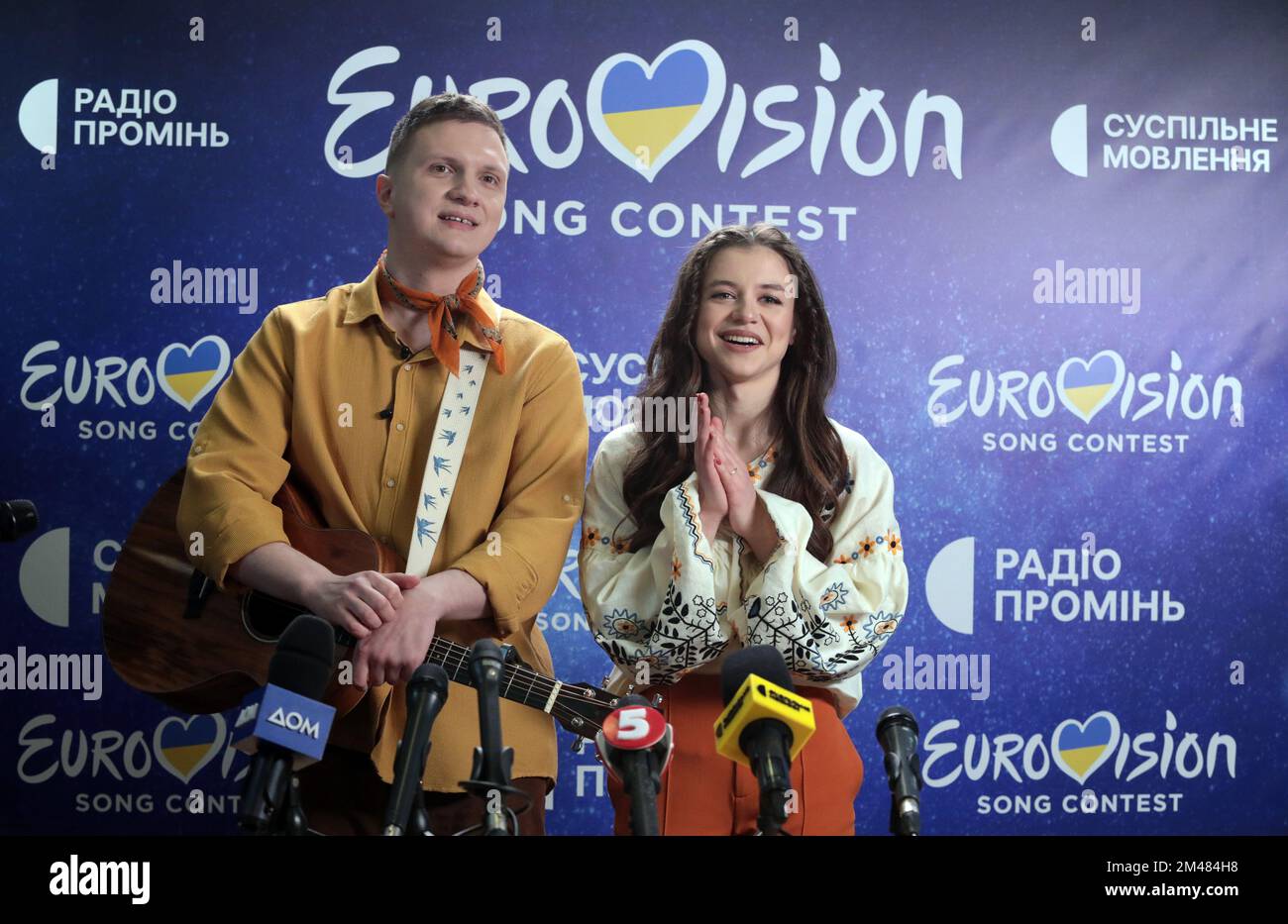 Non Exclusive: KYIV, UKRAINE - DECEMBER 17, 2022 - Members of the ...