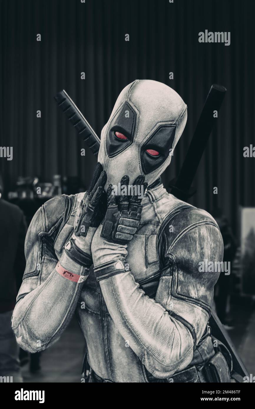 Deadpool White Costume