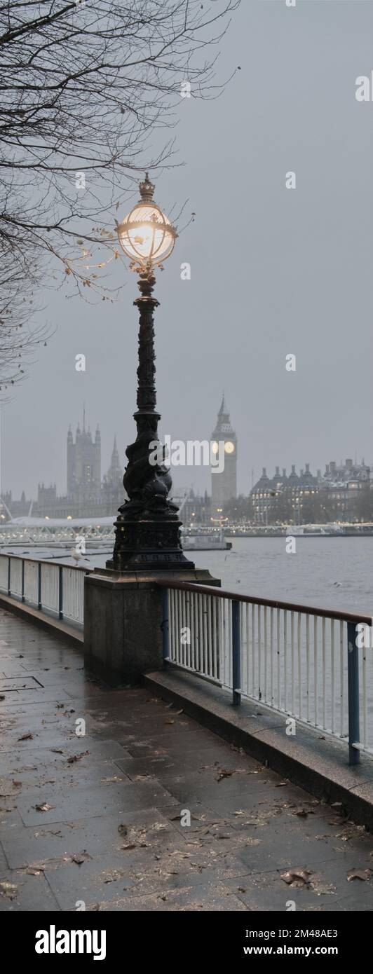 Street lamp evening in London, United Kingdom, Europe Stock Photo - Alamy