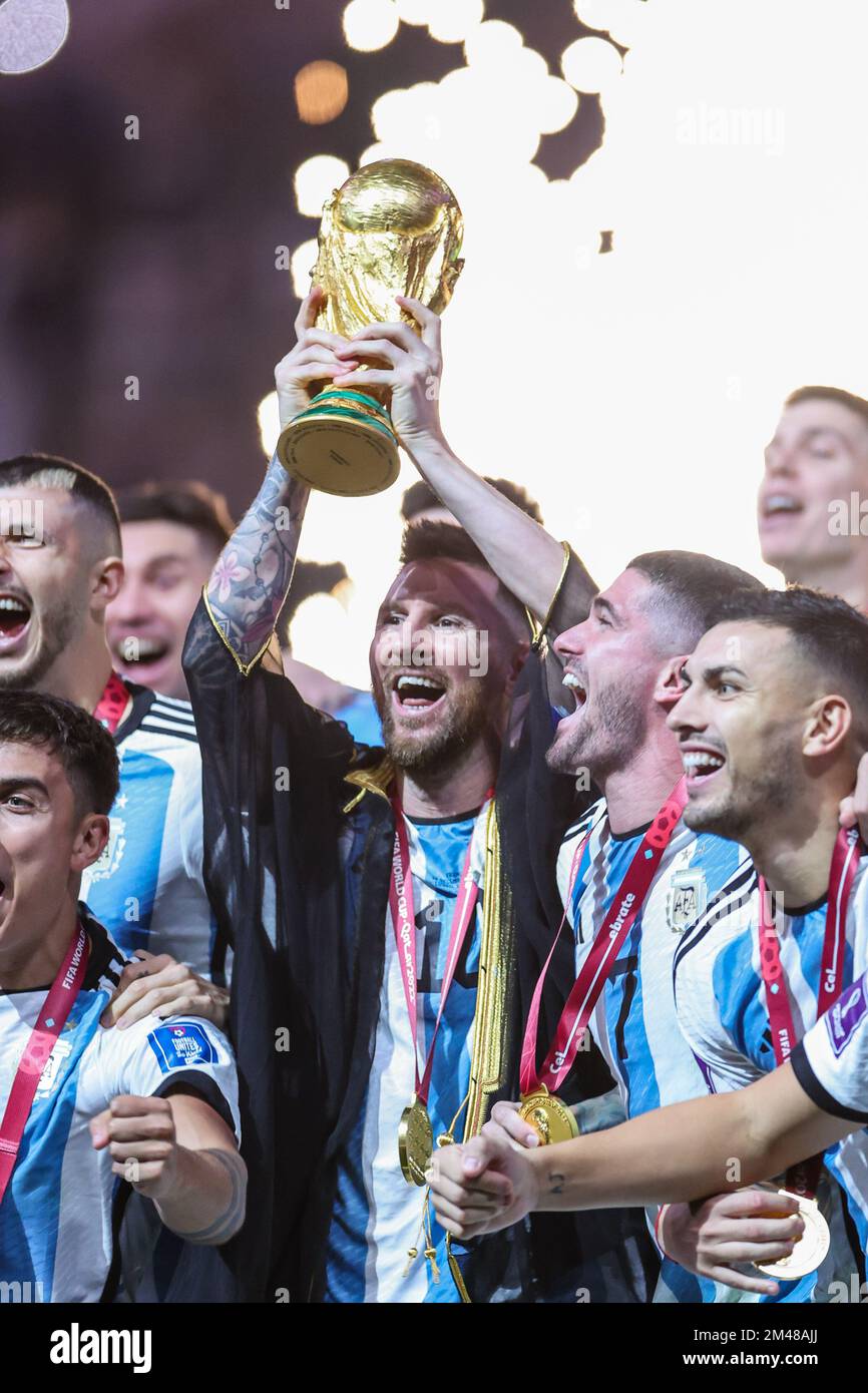 Doha, Qatar. 18th Dec, 2022. Lionel Messi of Argentina, wears a bisht ...