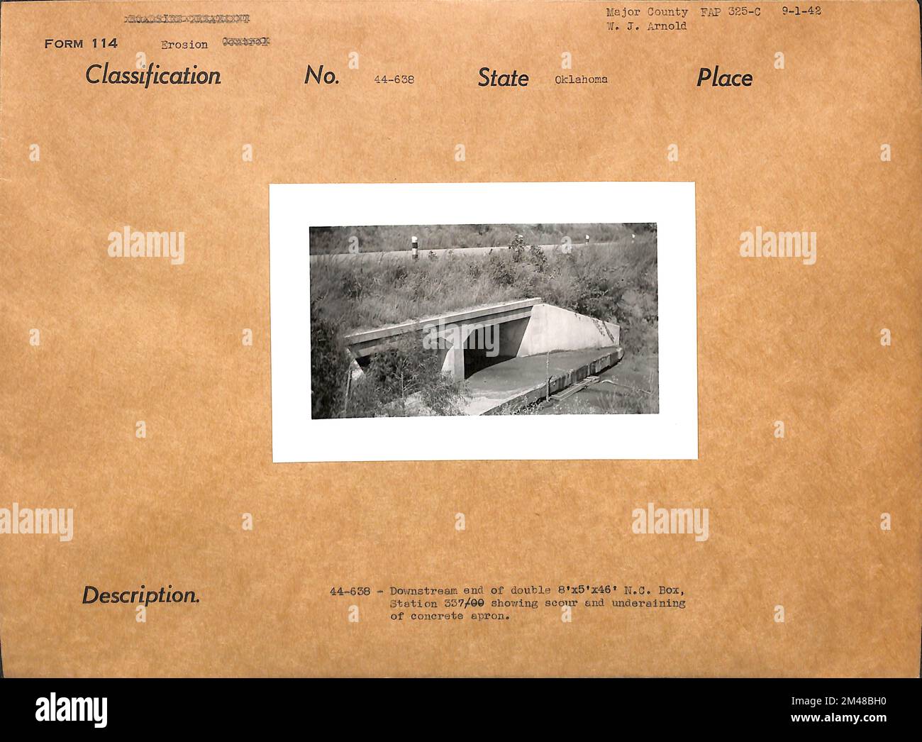Concrete box culvert hi-res stock photography and images - Alamy