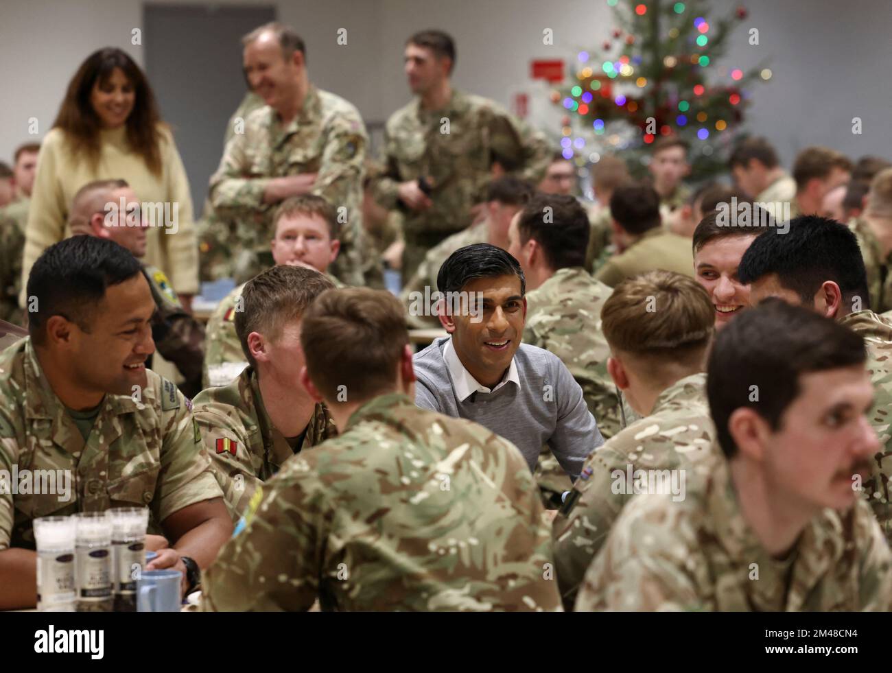 Prime Minister Rishi Sunak eats Christmas dinner with troops at the ...