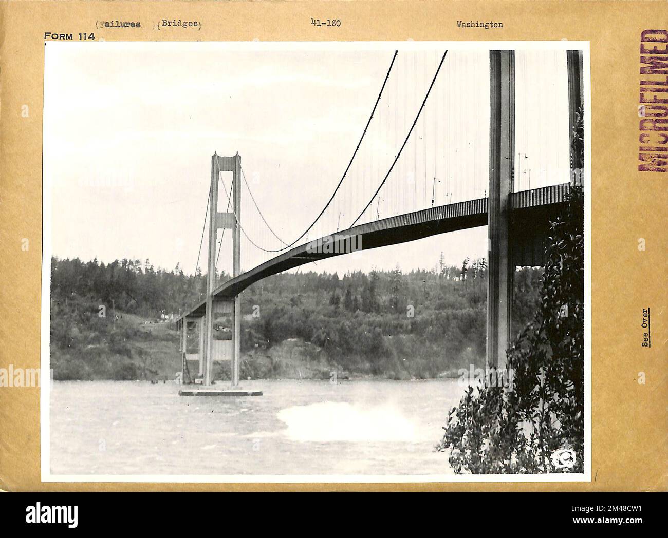 Tacoma narrows bridge 1940 hi-res stock photography and images - Alamy