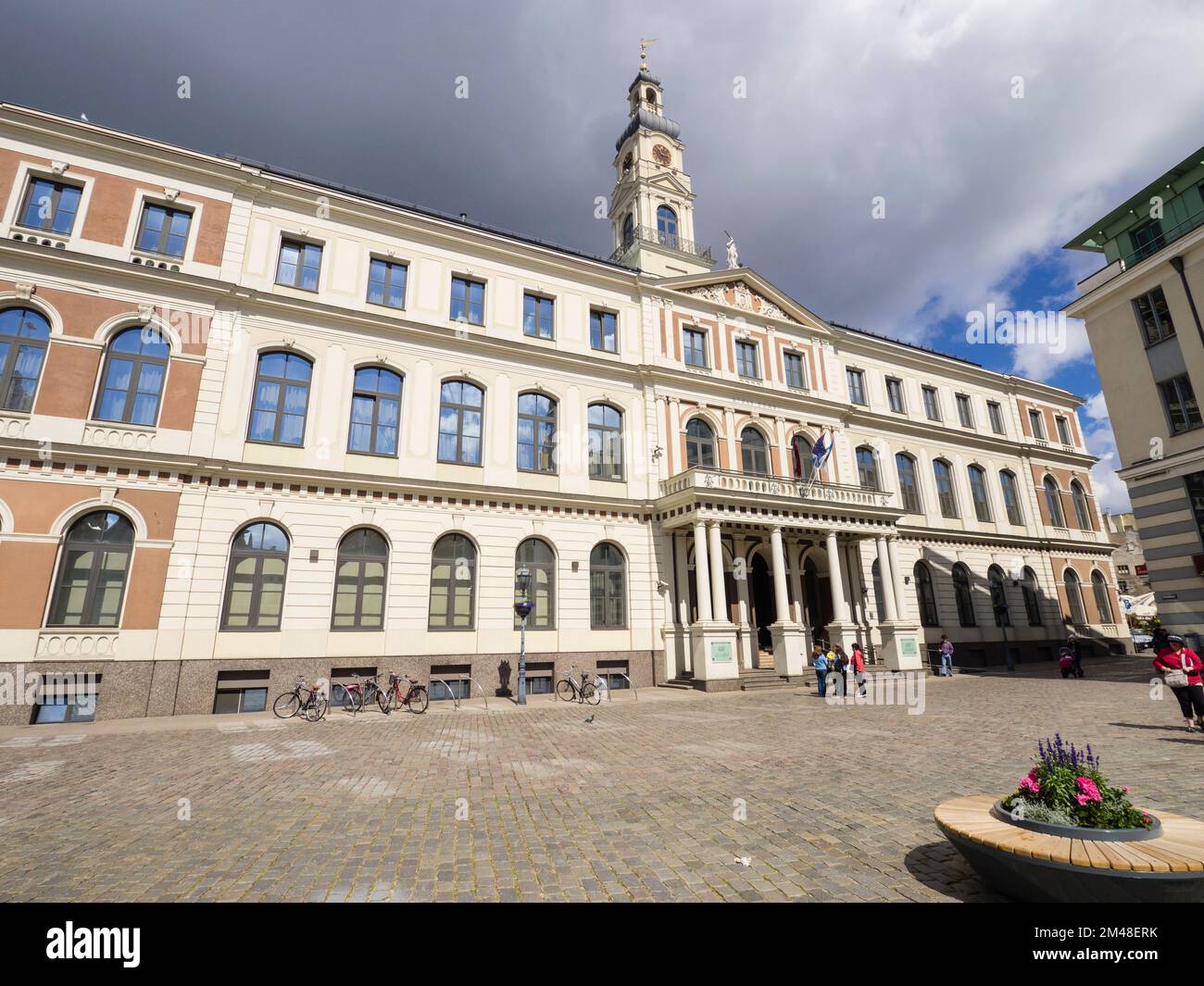 Riga city hall square hi-res stock photography and images - Alamy