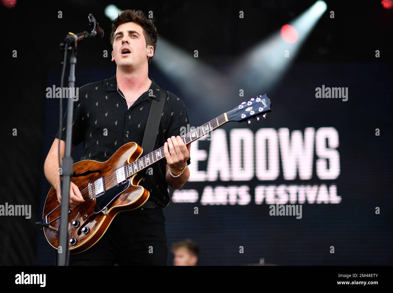 The Meadows - Circa Waves in concert Stock Photo - Alamy