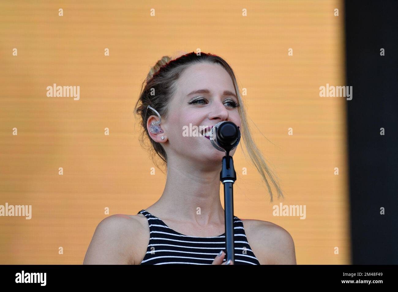 The Meadows -Marian Hill in concert Stock Photo - Alamy
