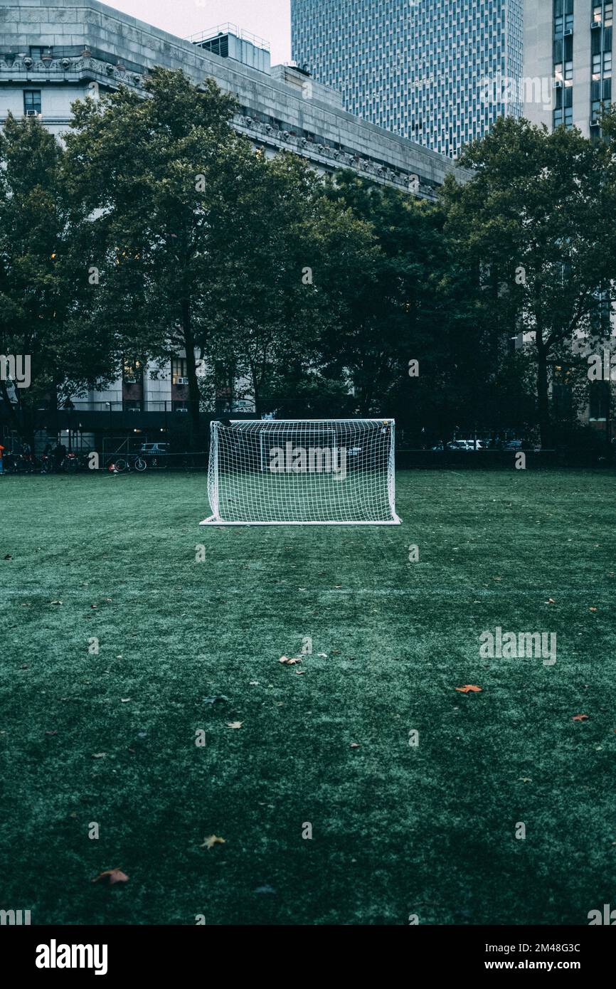 New York Manhattan, 02.10 - 10.10.22: Soccer field. Foto: pressefoto ...