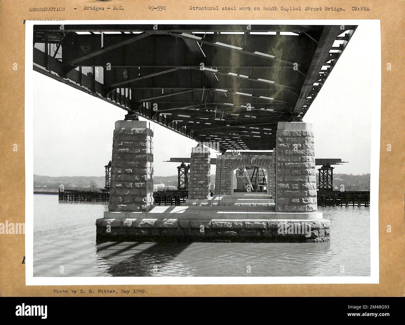 South capitol street bridge washington hi-res stock photography and ...