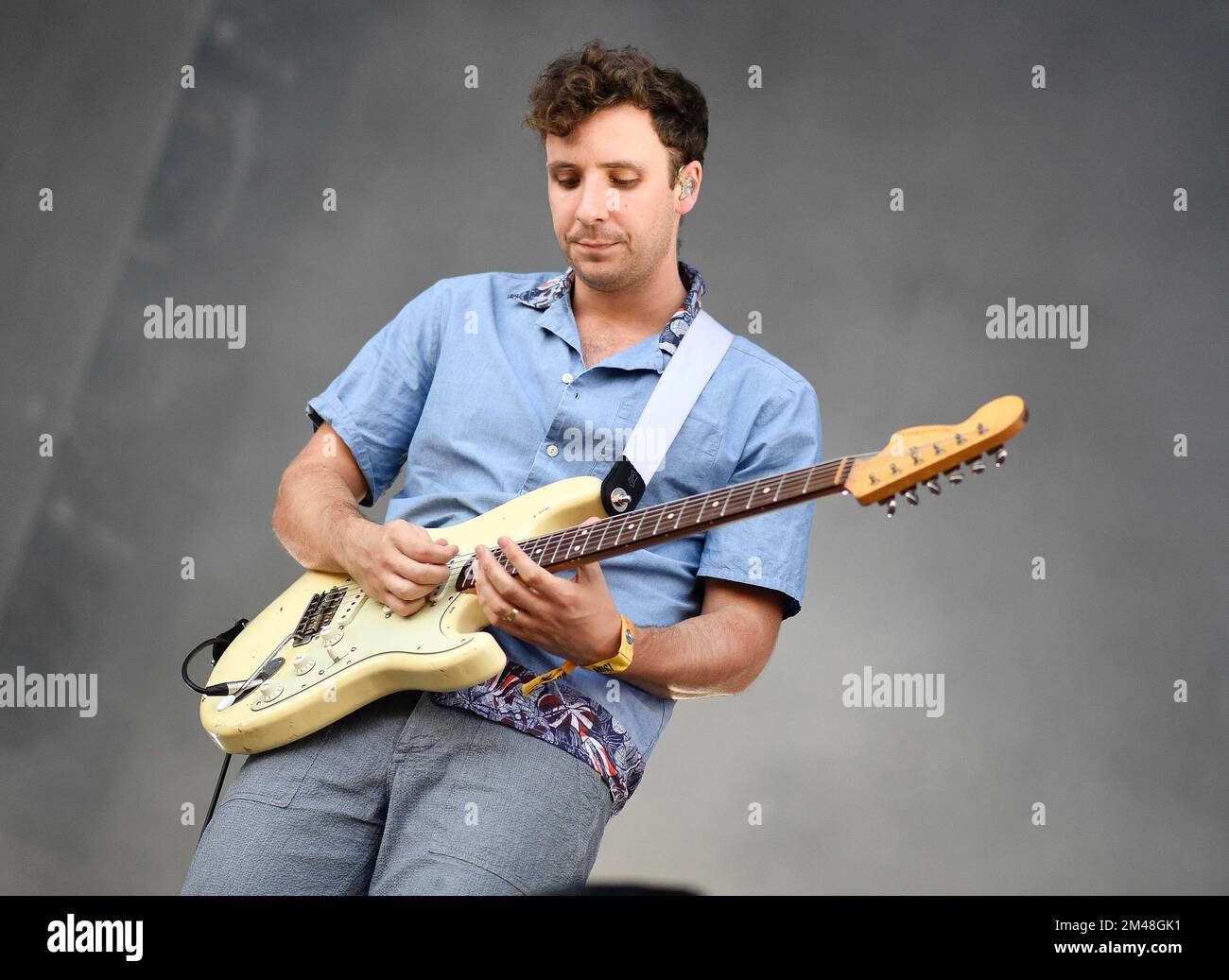 Two door cinema club singer hi-res stock photography and images - Alamy