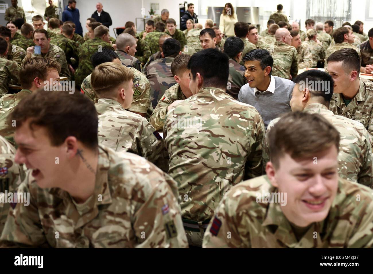 Prime Minister Rishi Sunak eats Christmas dinner with troops at the ...