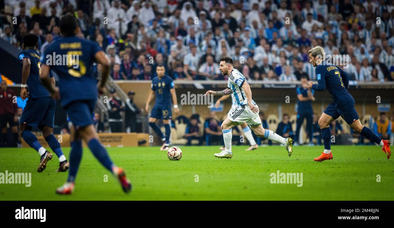 Doha, Qatar. 18th Dec, 2022. Lionel Messi (Arg), Antoine Griezmann (FRA ...