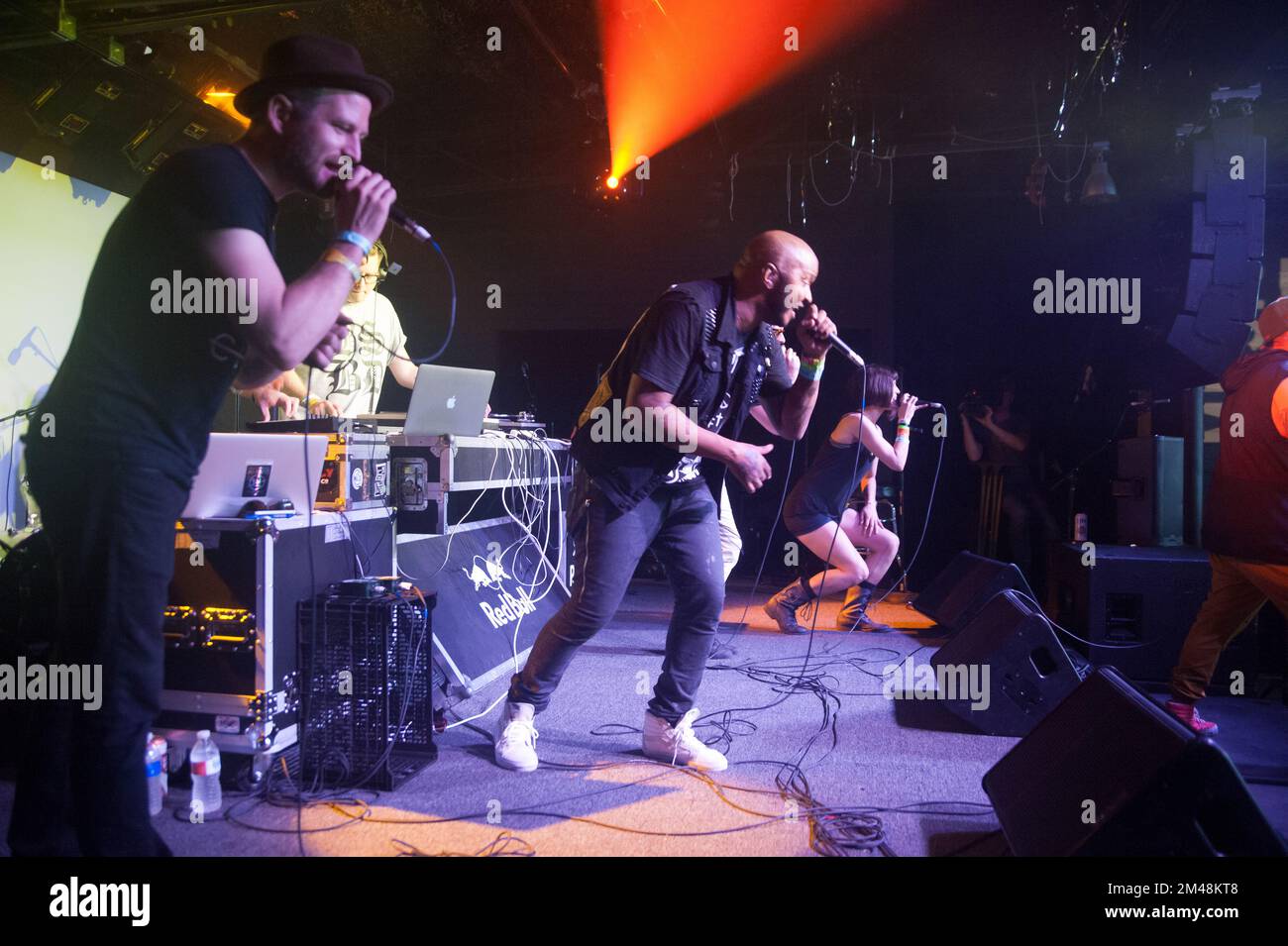 Dessa doomtree hi-res stock photography and images - Alamy