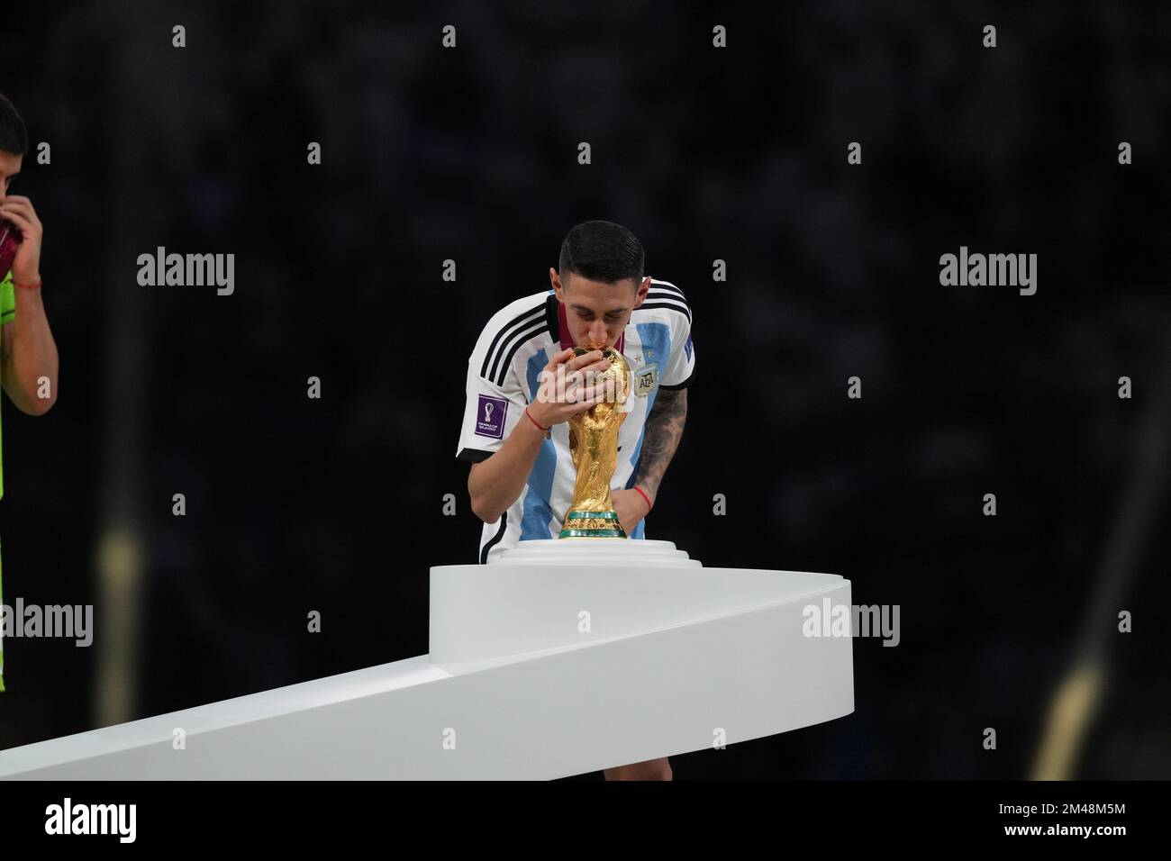 World cup trophy di maria hi-res stock photography and images - Alamy