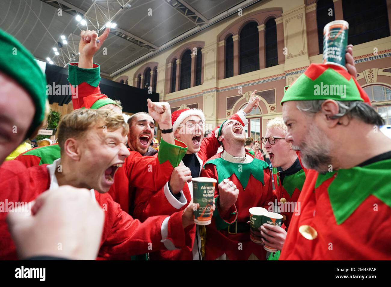 A general view of fans during day five of the Cazoo World Darts ...