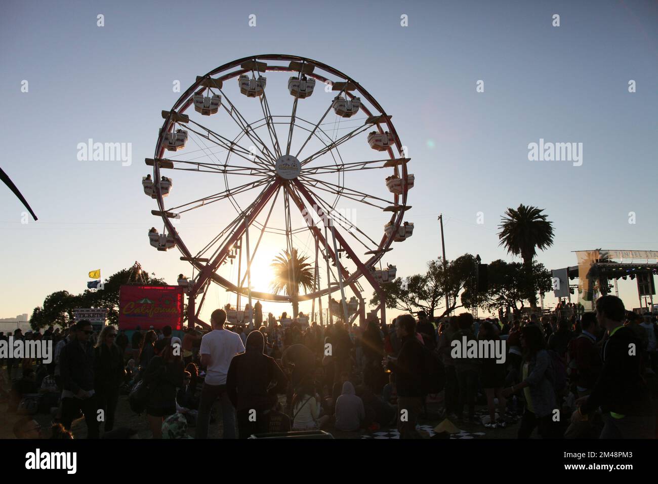 The Ferris Wheel at Treasure Island Music Festival in the late afternoon Stock Photo - Alamy