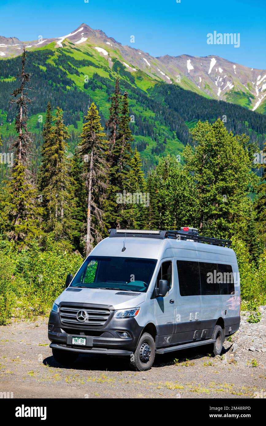 Airstream Interstate 24X 4WD campervan; Fan Creek; Oweegee Range ...