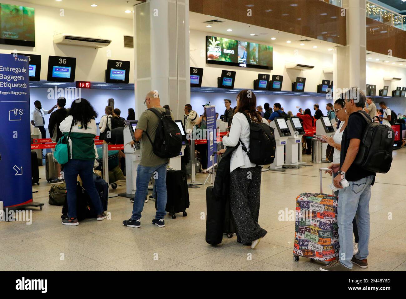 Latam airlines ticket counter hi-res stock photography and images - Alamy