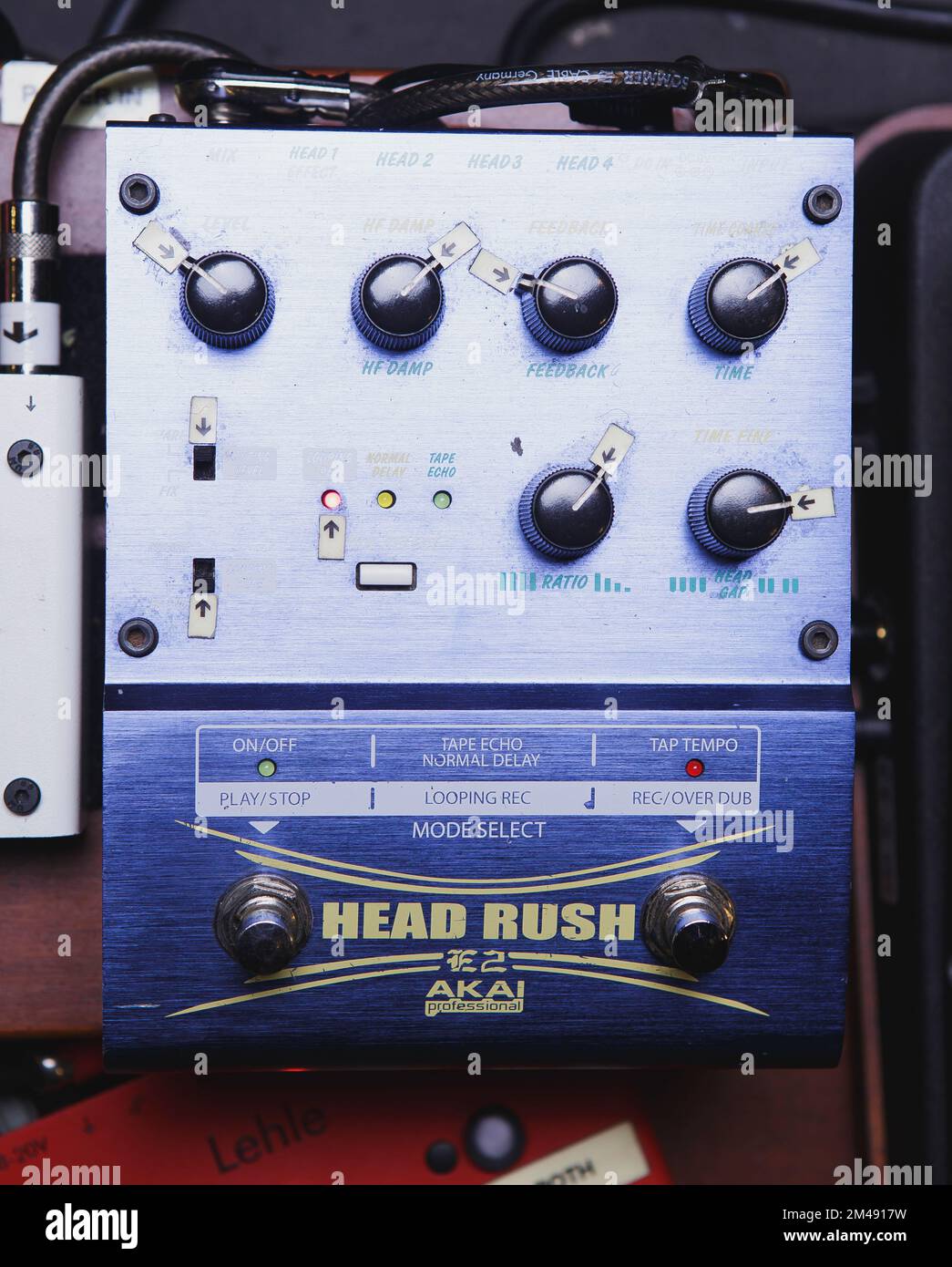 Akai Head Rush delay loop guitar pedal used by guitarist John Butler ...
