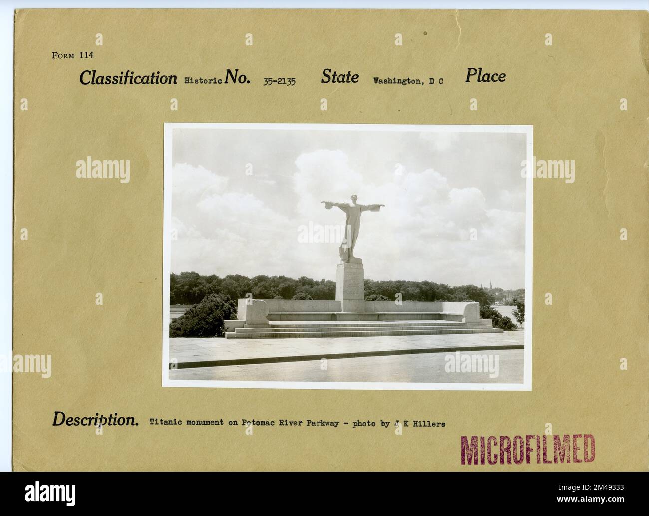 Titanic Monument on Potomac River Parkway. Original caption: Titanic ...