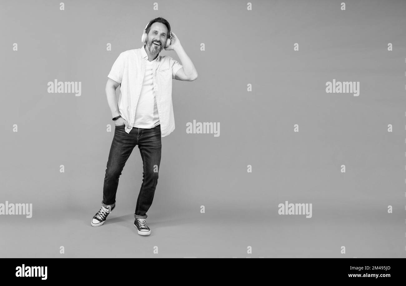 Happy Old Man In Casual Full Length Listen To Music In Stereo