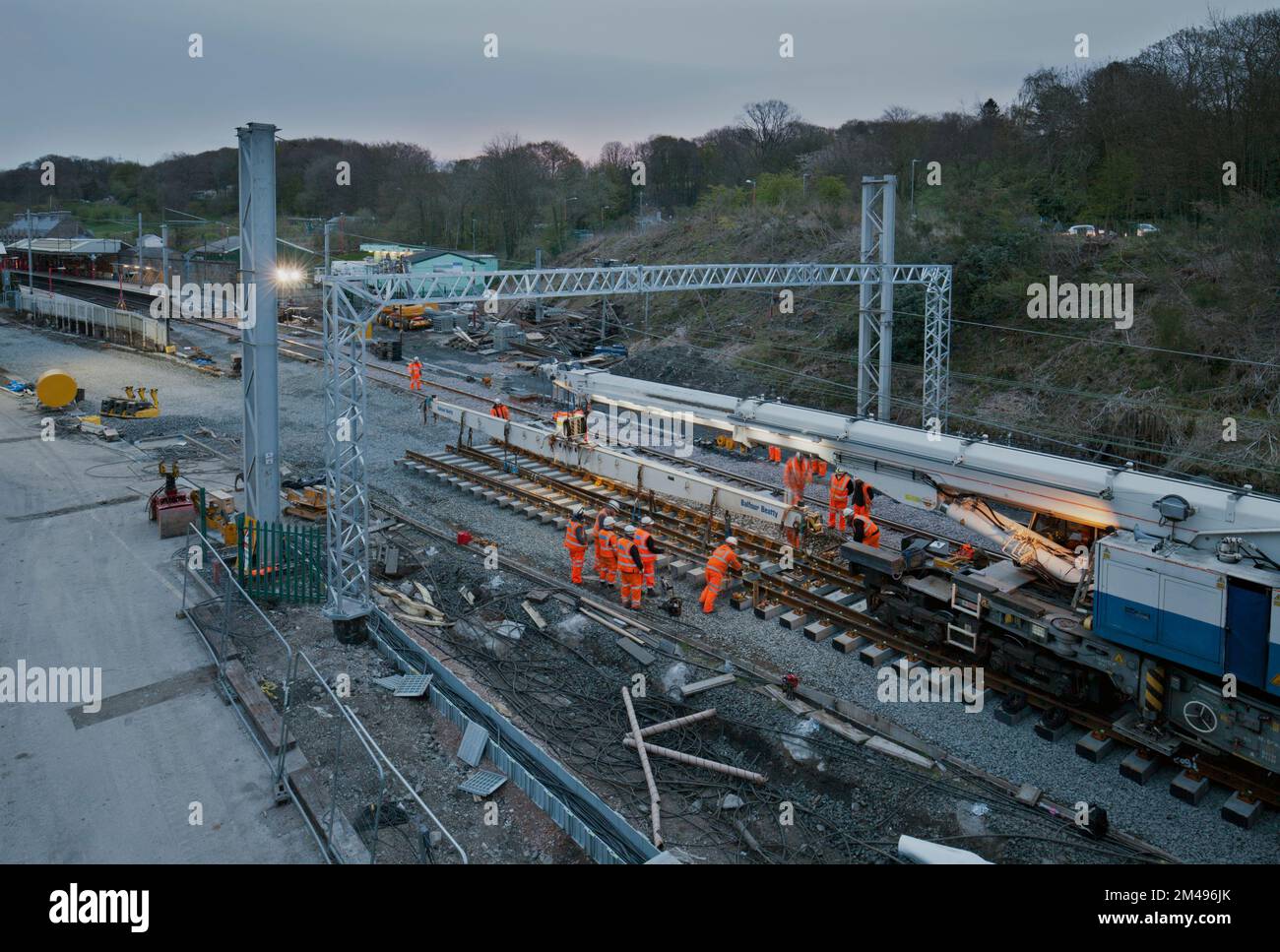 Oxenholme The lake District Replacing track and points at south end of ...