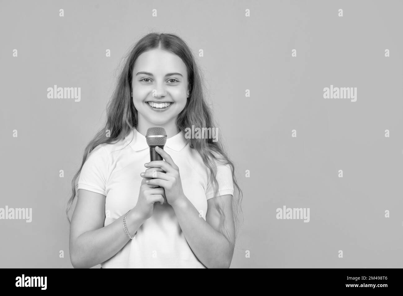 Child interview camera Black and White Stock Photos & Images - Alamy