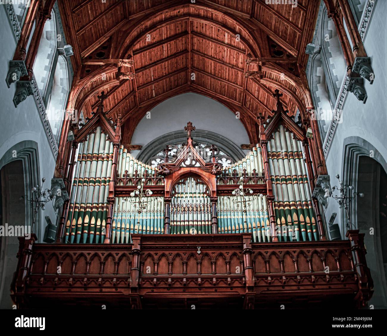 A pipe organ inside a cathedral Stock Photo - Alamy