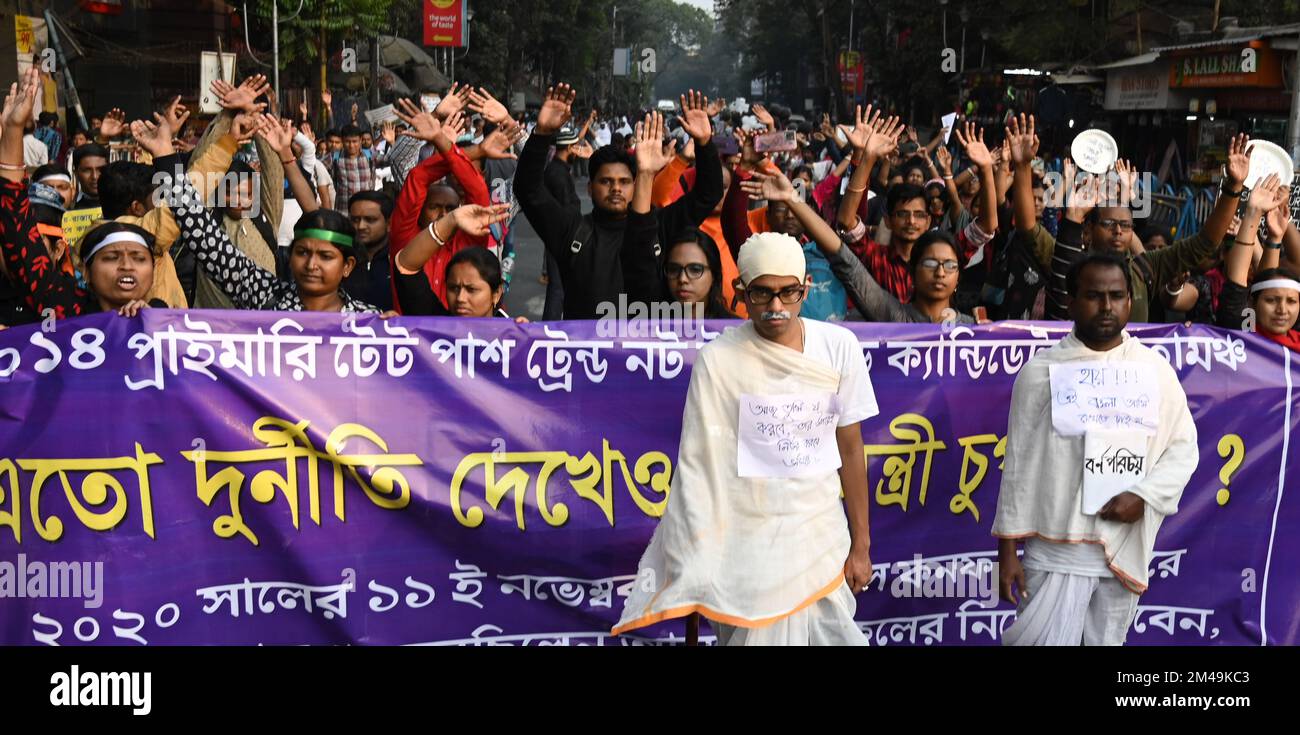 Kolkata, India. 19th Dec, 2022. KOLKATA, INDIA - DECEMBER 19: Job ...