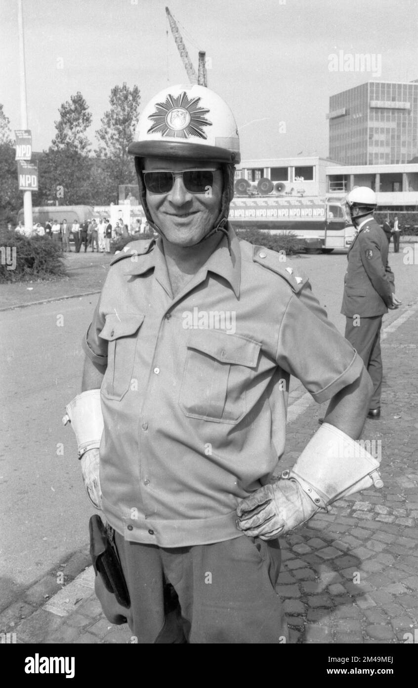 In the election campaign for the 1969 Bundestag elections, the neo-Nazi ...