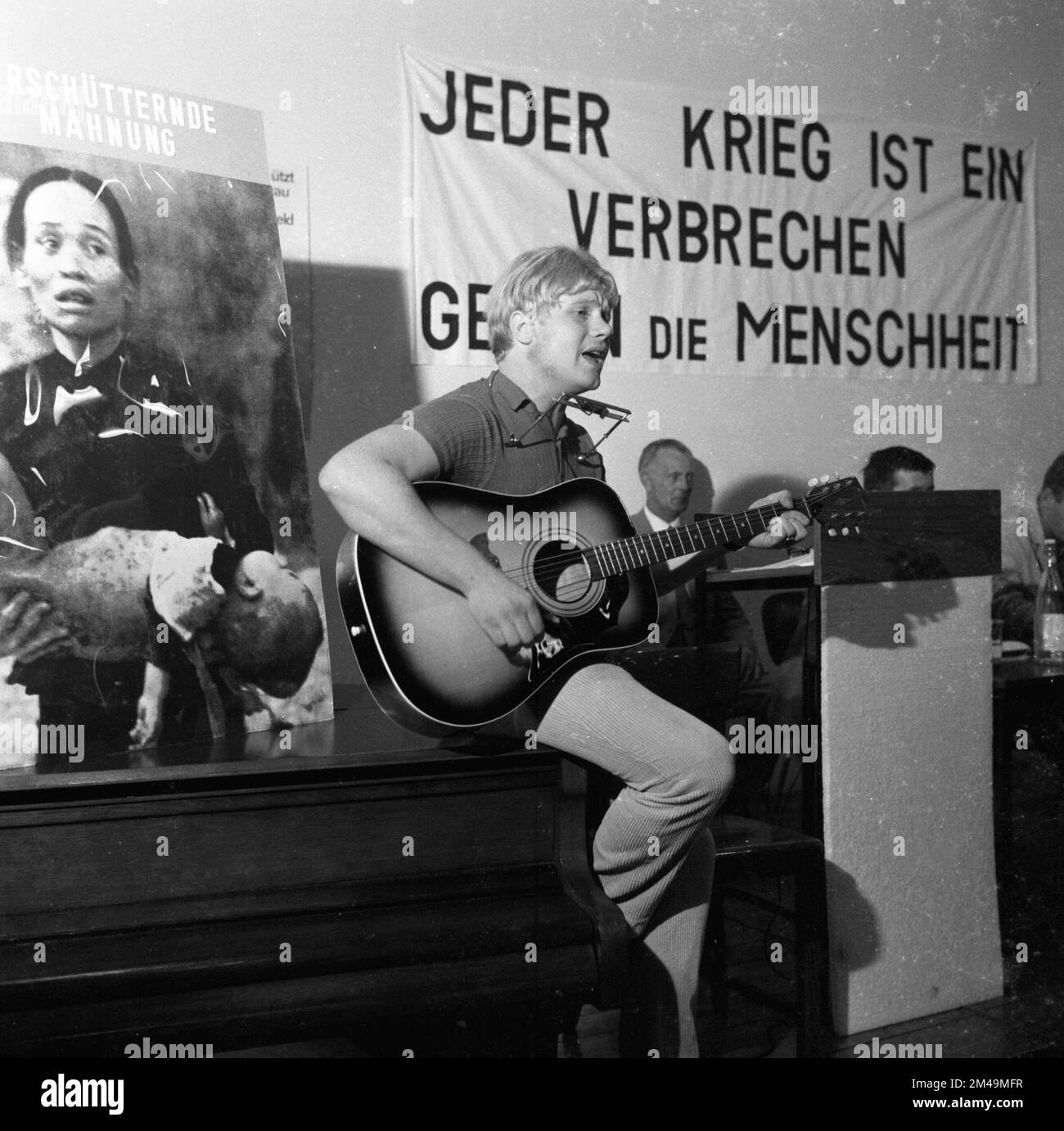 The anti-war day celebrated by trade unions and other democratic ...