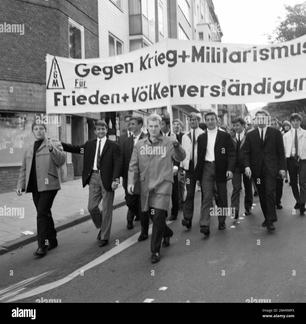 The anti-war day celebrated by trade unions and other democratic ...
