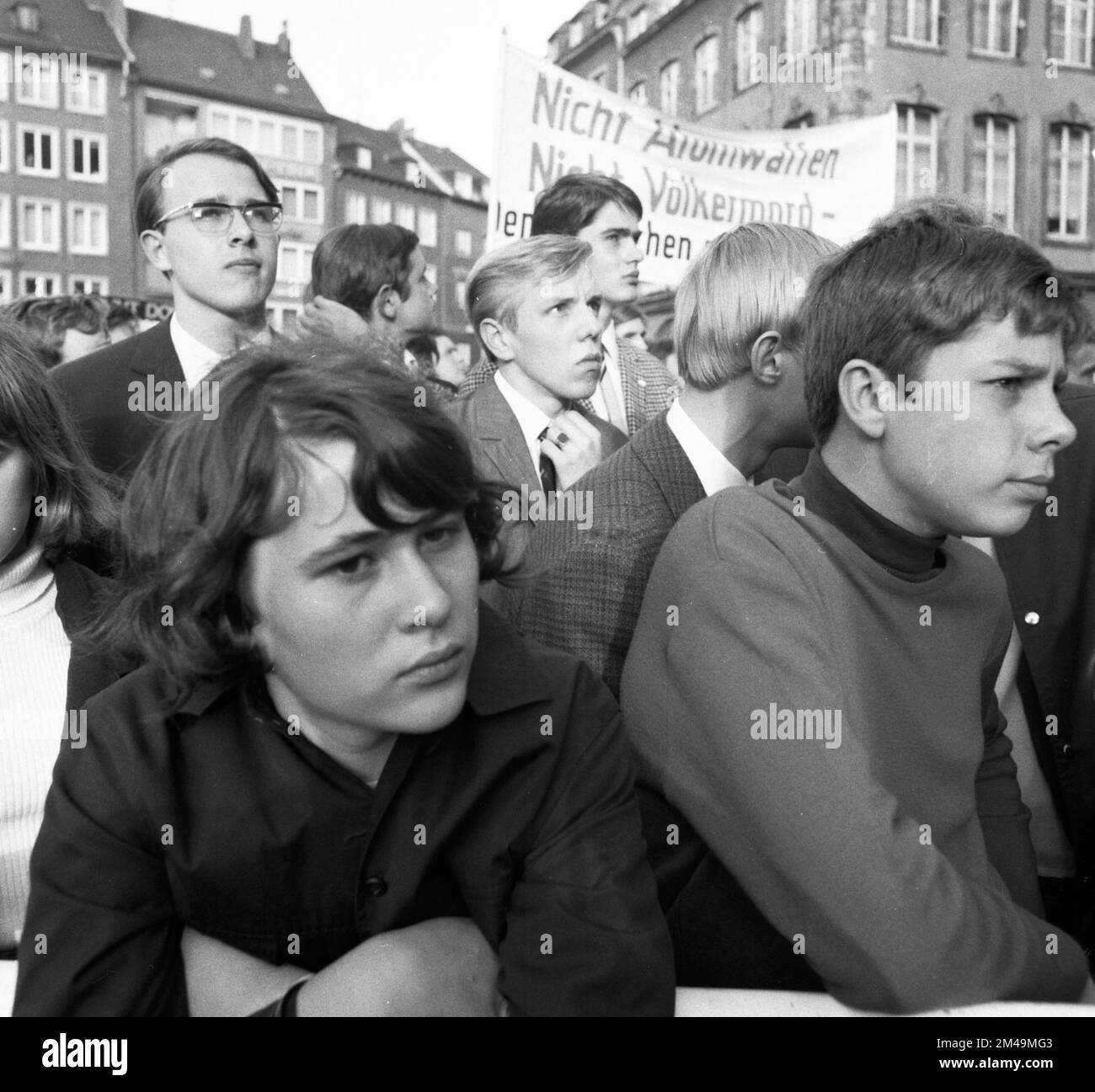 The anti-war day celebrated by trade unions and other democratic ...