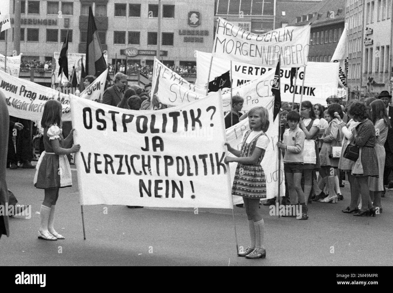 The Sudeten German Day, here in Nuremberg on 1. 6. 1971, was a mixture ...