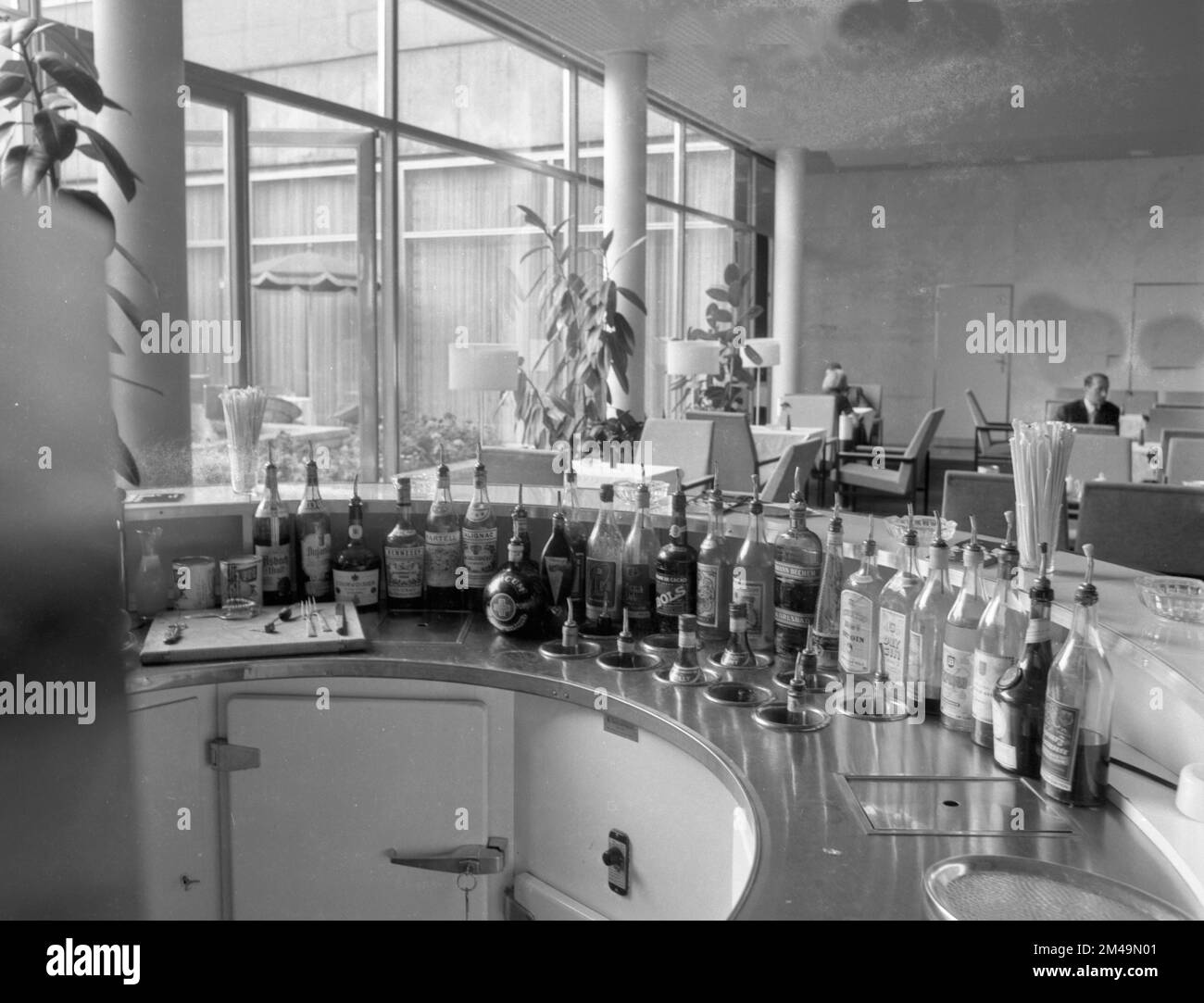 The picture was taken between 1965 and 1971 and shows a photographic ...