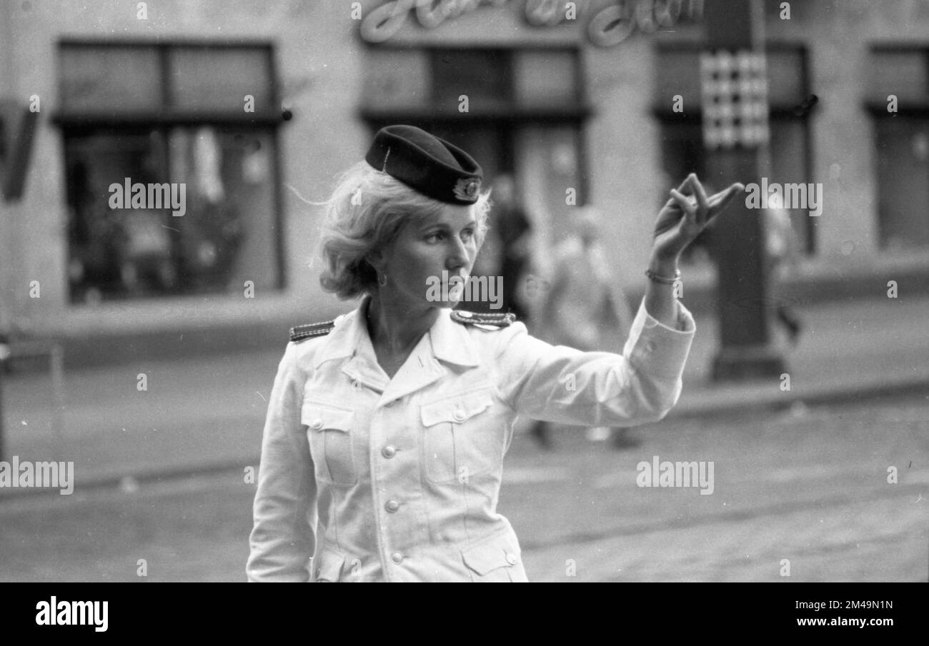 The picture was taken between 1965 and 1971 and shows a photographic ...