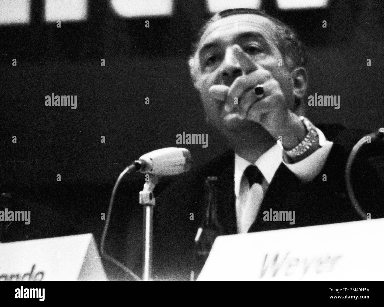 Leading politicians of the FDP in the 1966 federal election campaign in ...