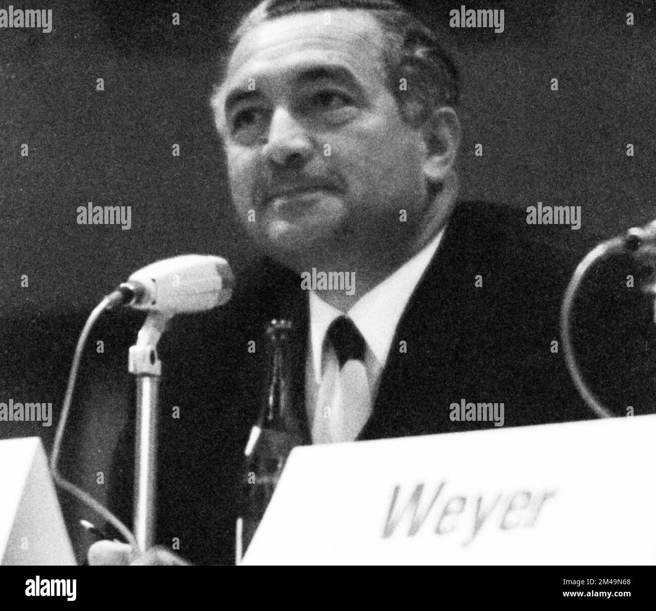 Leading politicians of the FDP in the 1966 federal election campaign in ...