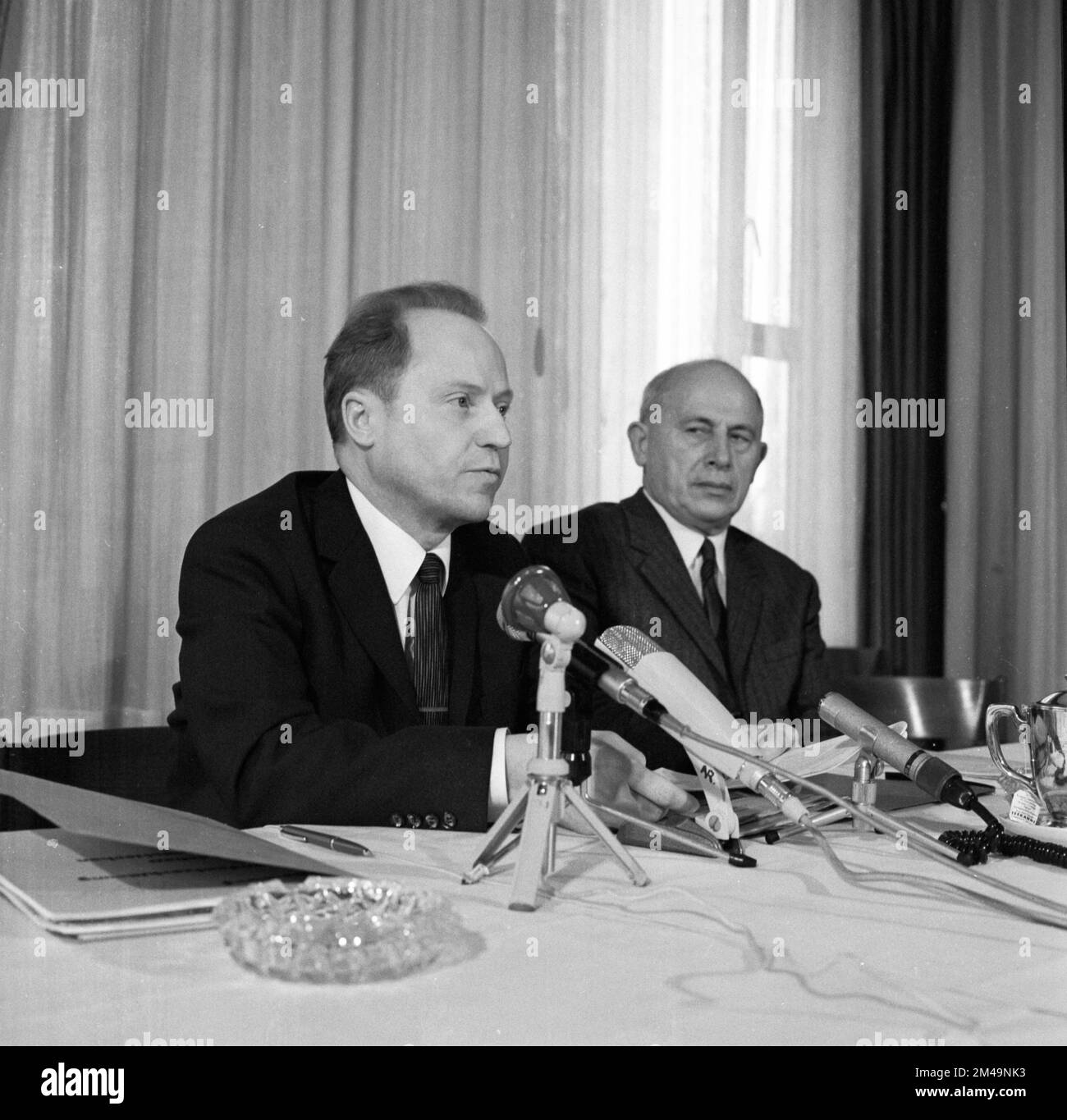 Conferences of the newly founded communist party (DKP) in 1968 to 1970 ...