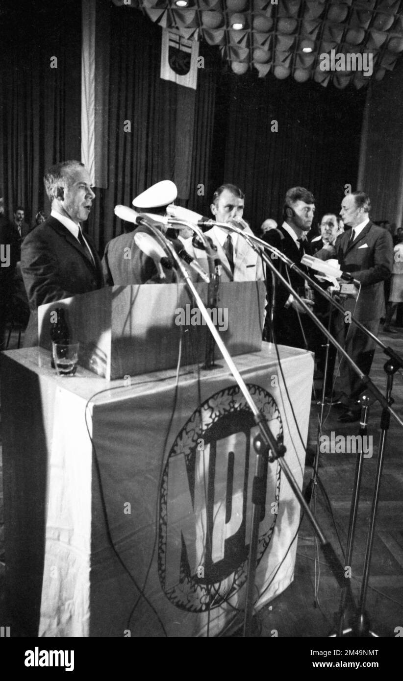 The election campaign of the radical right-wing National Democratic ...