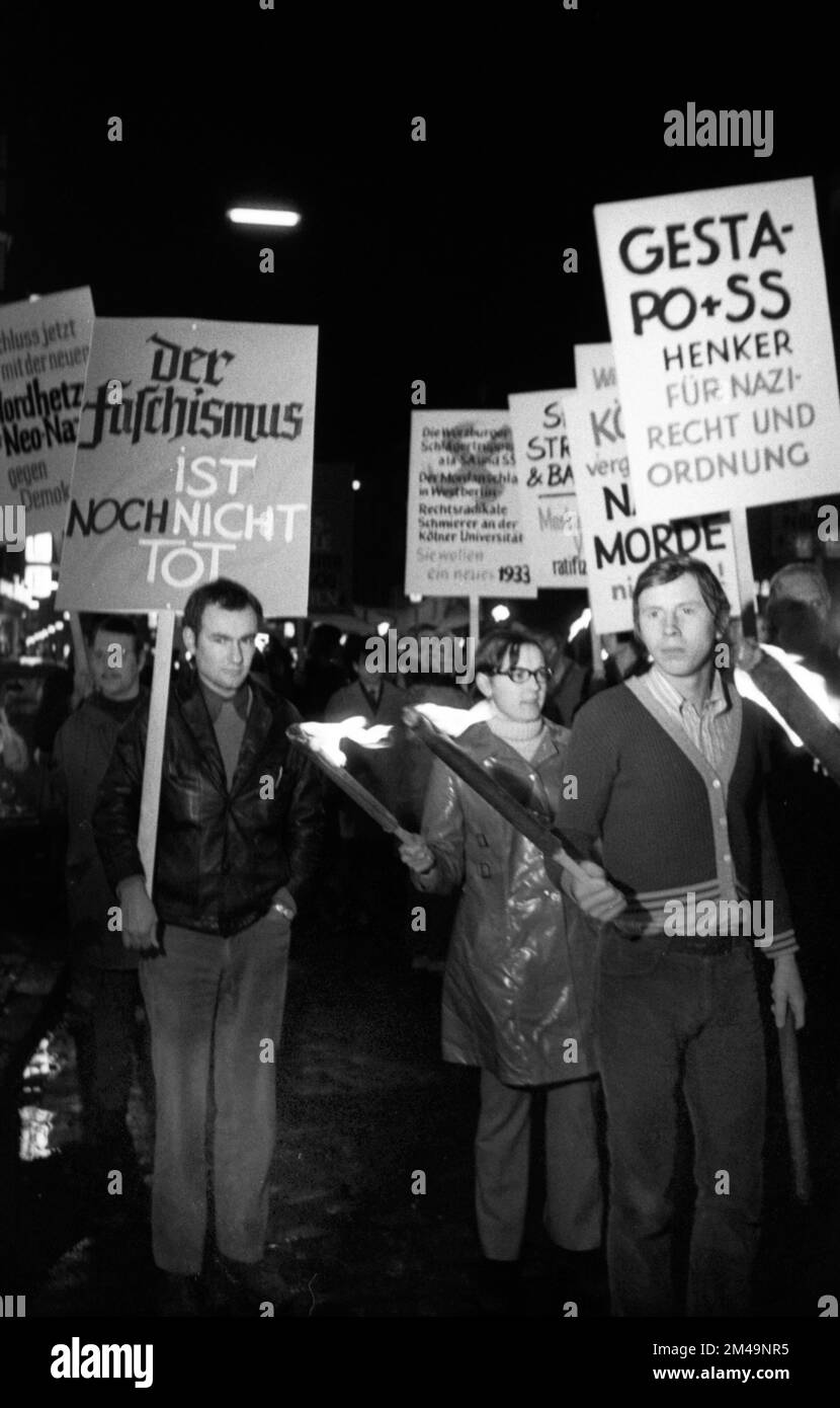 Centre for democracy Black and White Stock Photos & Images - Alamy
