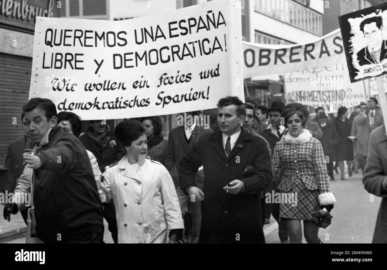 Spanish guest workers and German students demonstrated in Bonn in 1970 ...