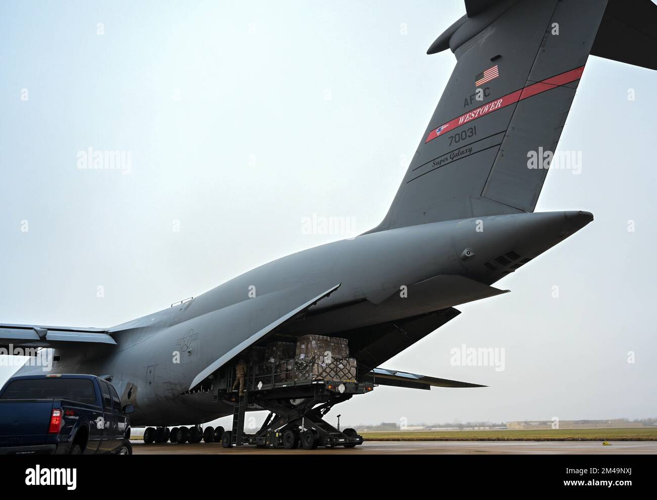 72nd logistics readiness squadron hi-res stock photography and images ...