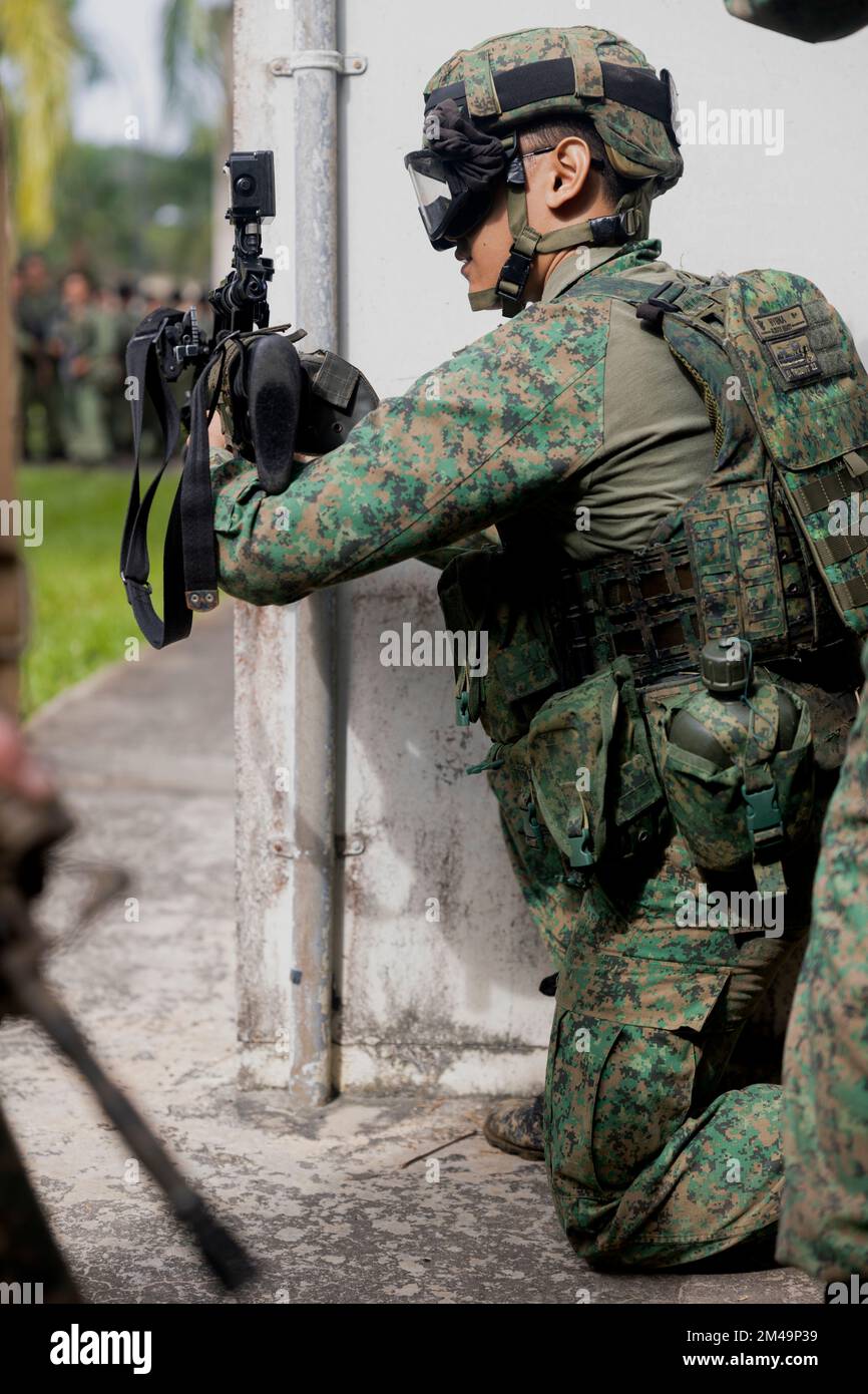 A Singapore Army soldier with Charlie Company, 3rd Battalion Singapore ...