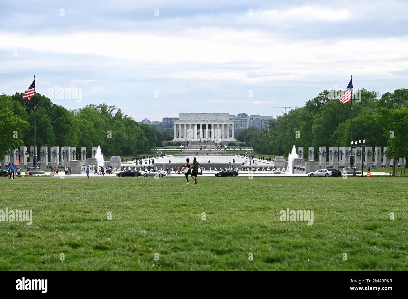 National Mall with Lincoln Memorial and Reflecting Pool, Washington DC ...