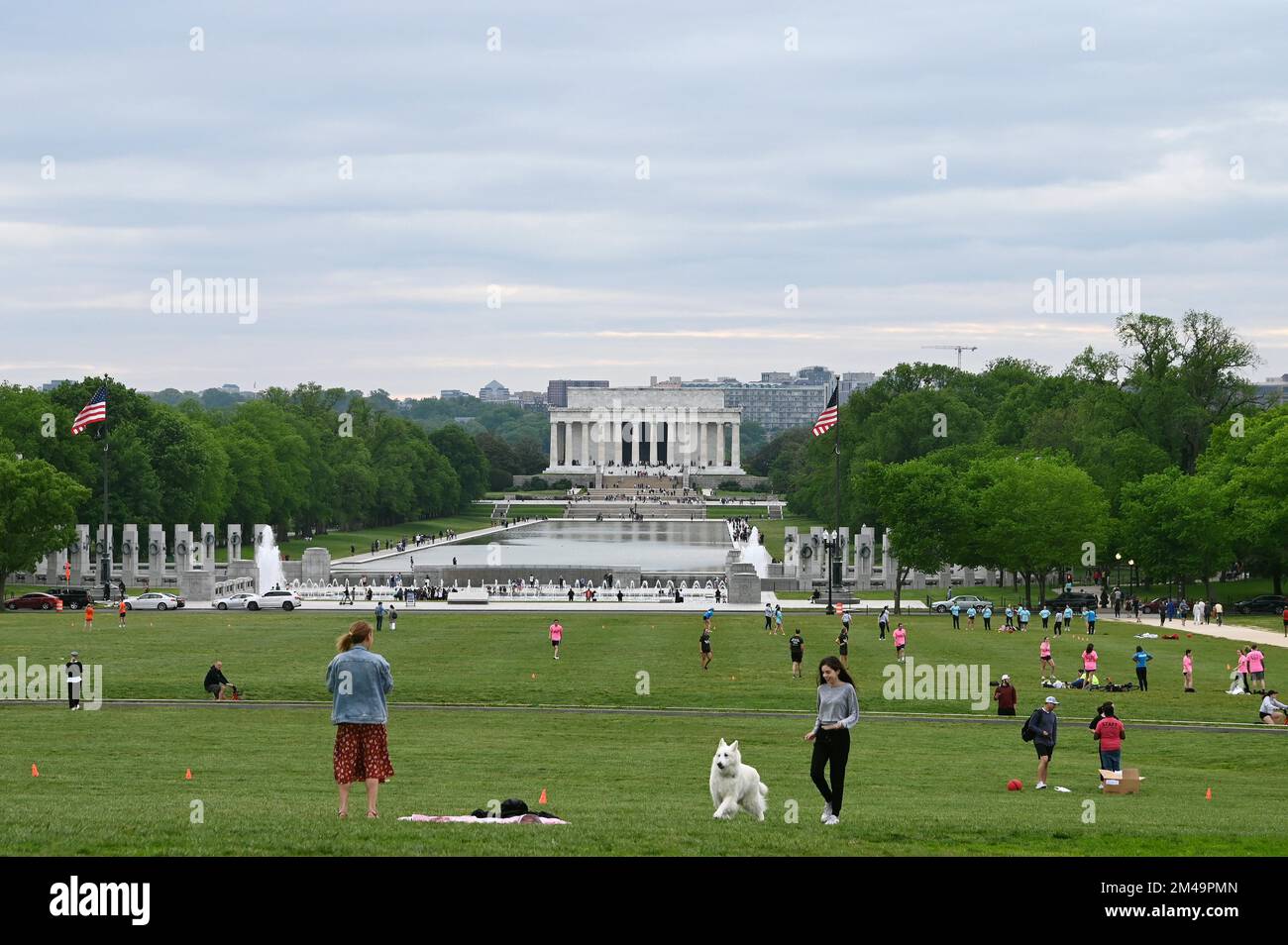 National Mall with Lincoln Memorial and Reflecting Pool, Washington DC ...