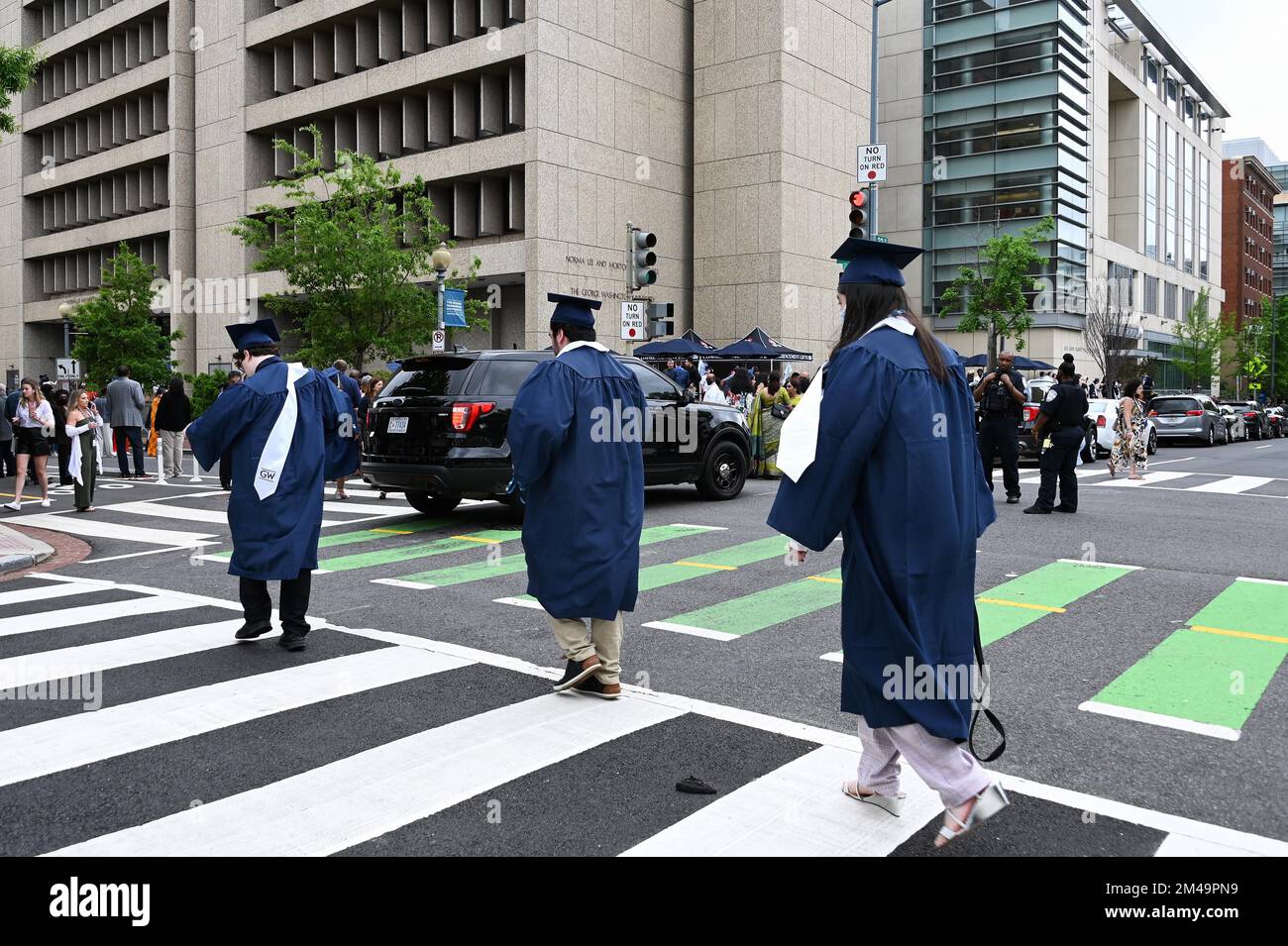 College students of George Washington University in the traditional ...