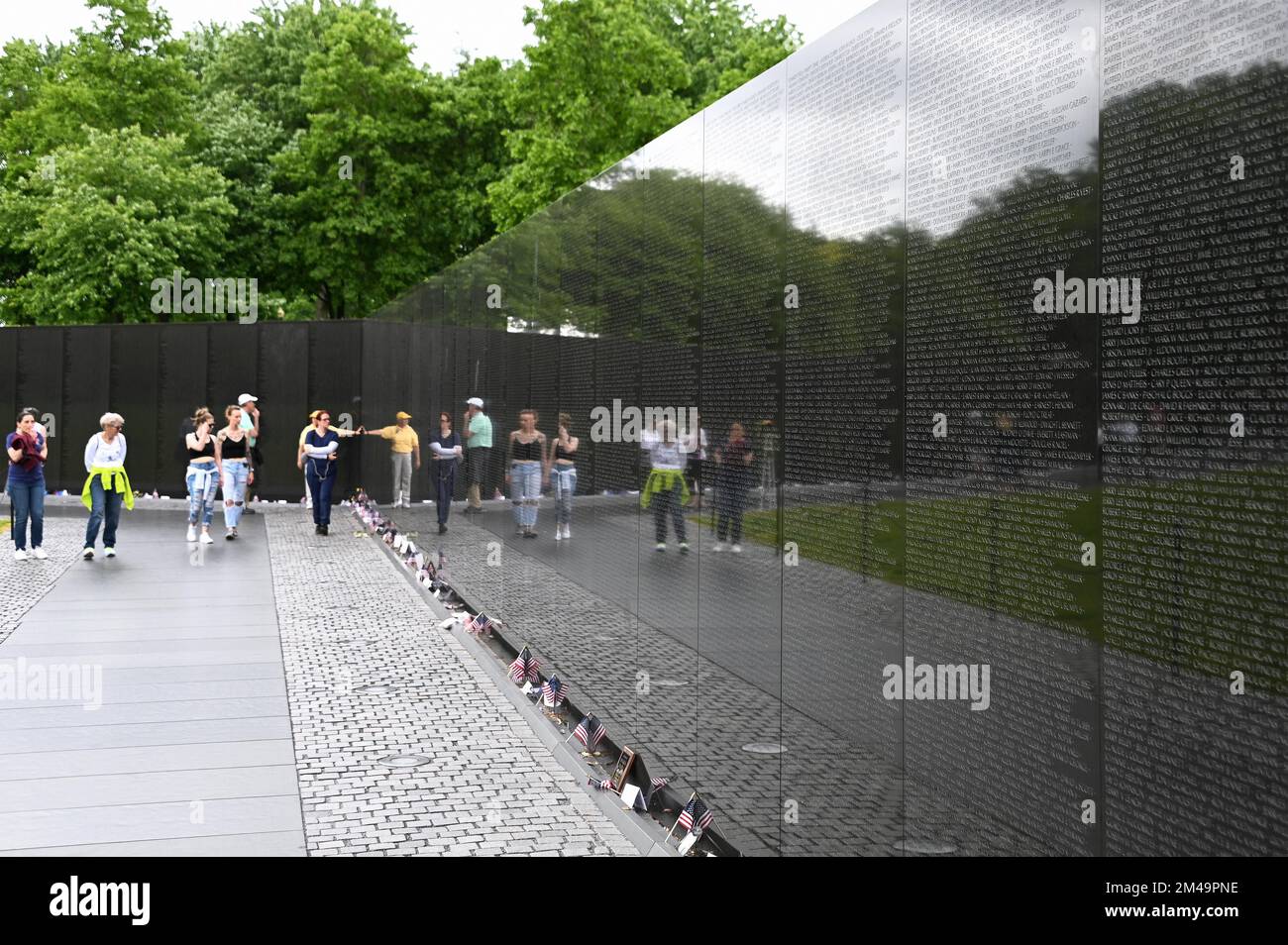 Vietnam Veterans Memorial on the National Mall, Washington DC, United ...
